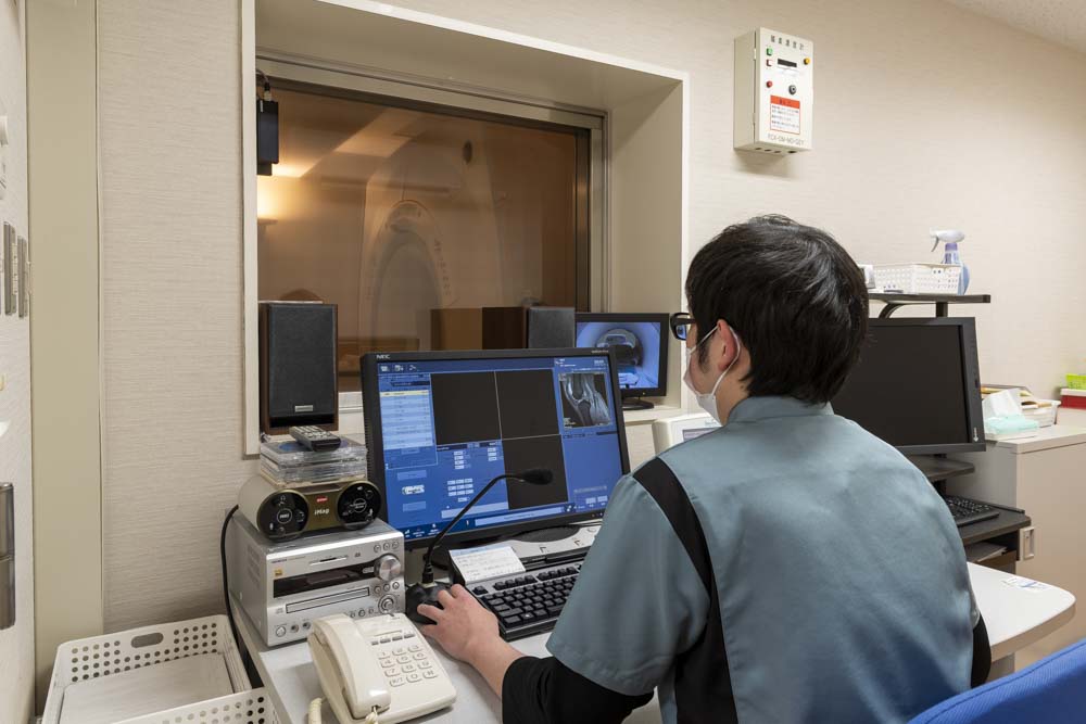 GE社製：Optima MR360 Advance 1.5T